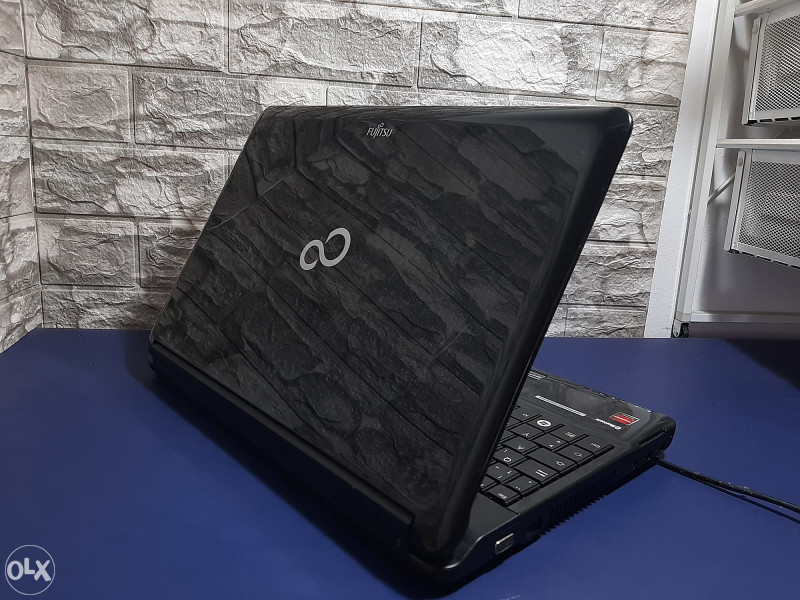 Laptop Siemens Fujitsu 15.6" *i3-M350/4GB RAM/250GB* - Laptopi - OLX.ba
