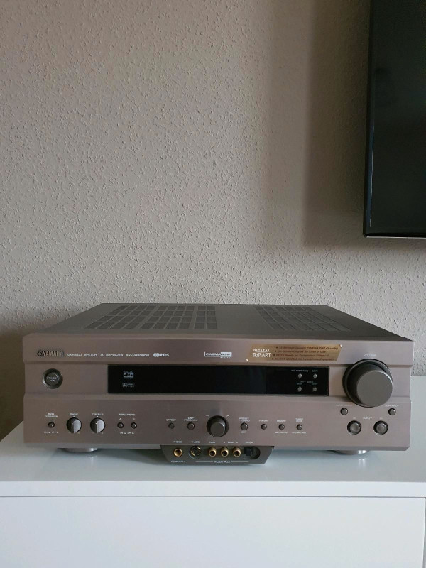 Yamaha pojacalo RX V 620 RDS sa daljinskim - A/V i Stereo prijemnici ...