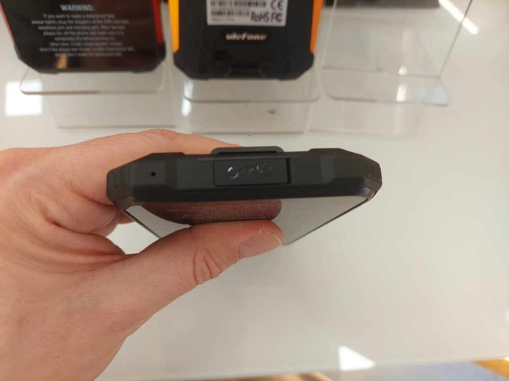 ULEFONE ARMOR 8 PRO 8/128GB!! GARANCIJA!! - Mobiteli - OLX.ba