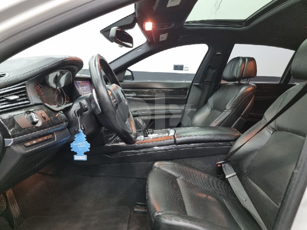 BMW F01 750i M-Paket LED 4.4 V8 449KS Alpina - Automobili - OLX.ba