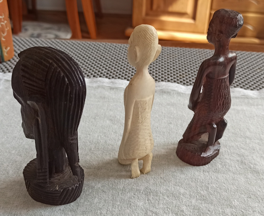 Drvene figure - statue - slonova kost - dekoracije - Suveniri - OLX.ba