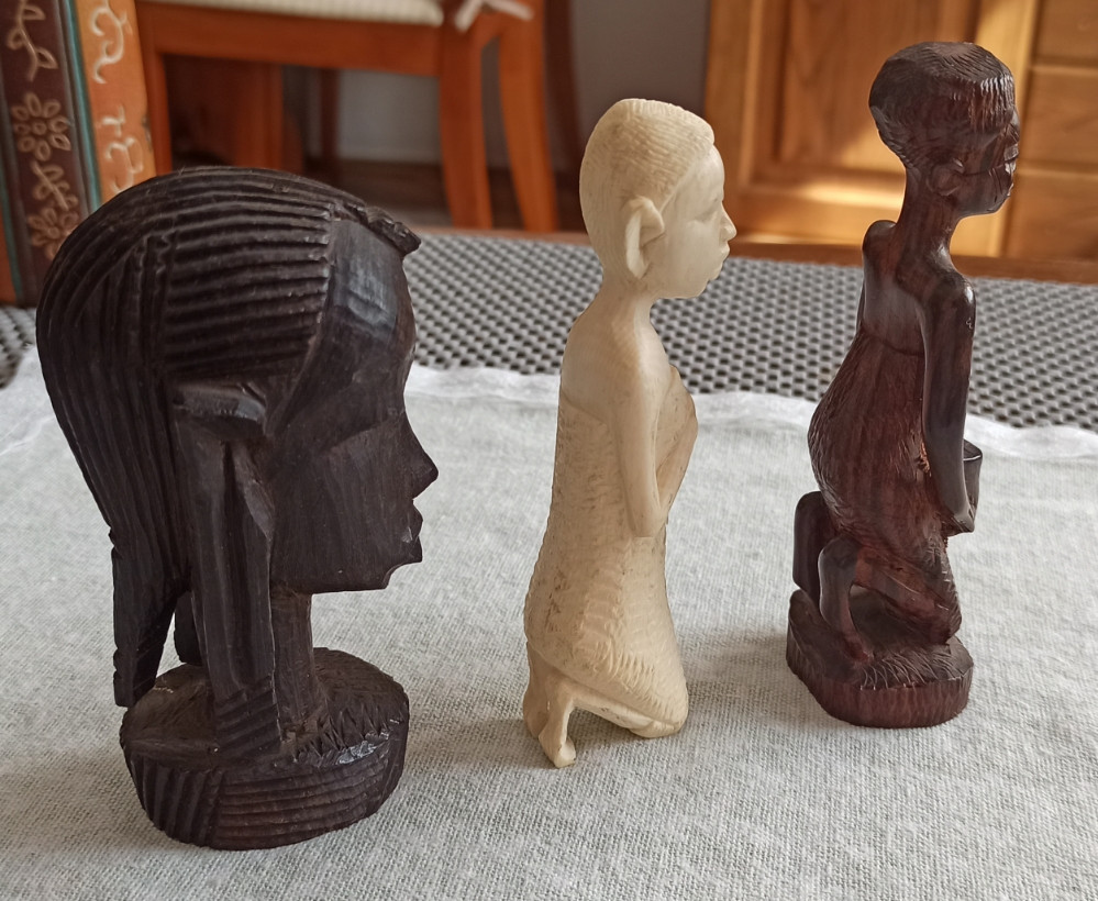 Drvene figure - statue - slonova kost - dekoracije - Suveniri - OLX.ba
