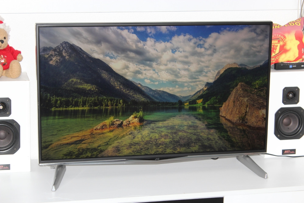 JVC Smart TV 40" 4K UHD LED Wi-Fi Youtube 1500 Hz - LED LCD - OLX.ba