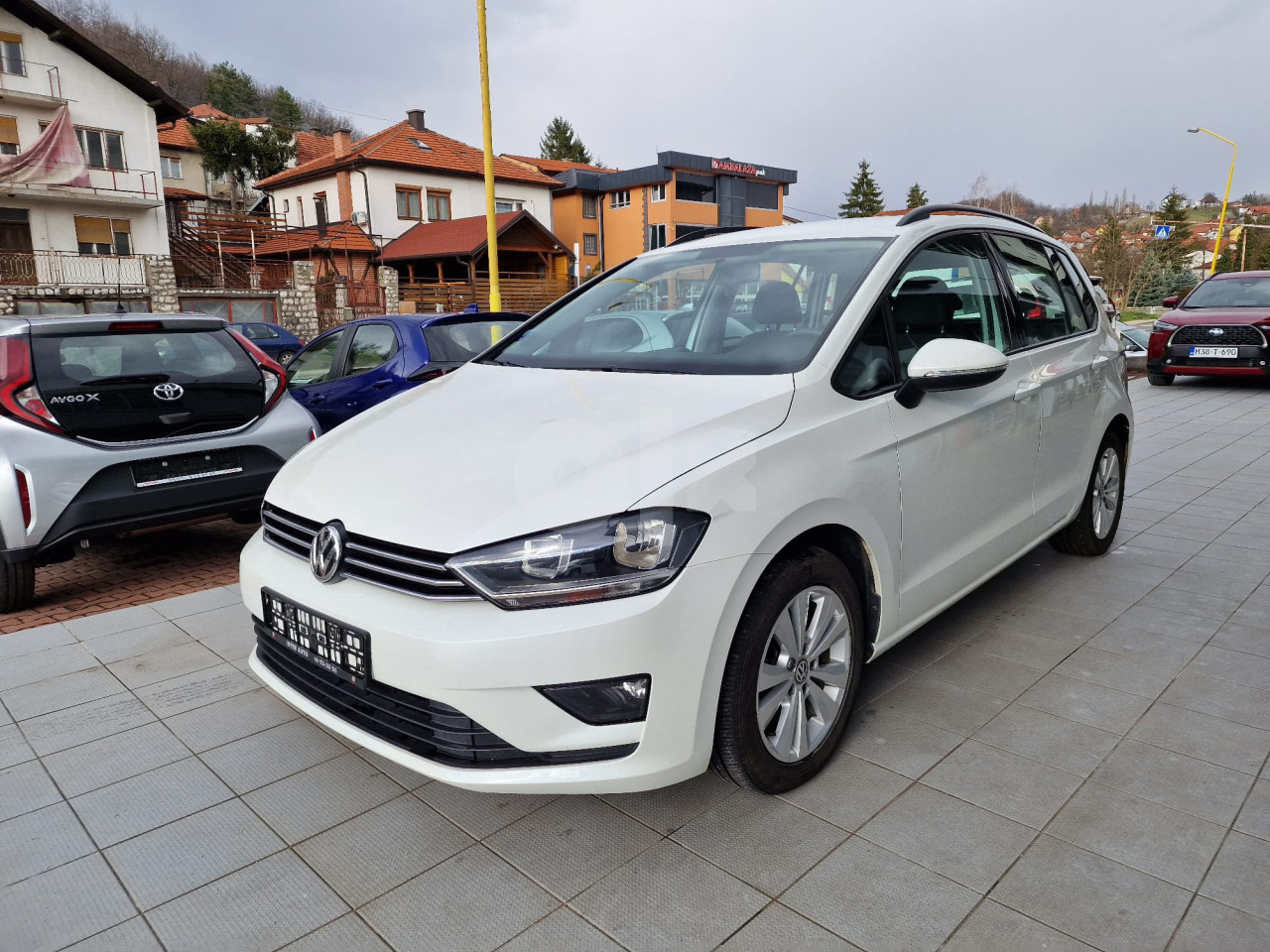 Volkswagen Golf 7 Plus 1.6 TDI (2017.god) - Automobili - OLX.ba