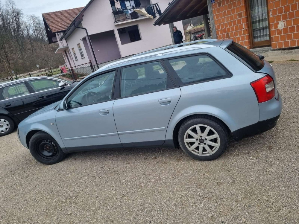 Djelovi/dijelovi Audi a4 b6 1.9 96kw 2004 godina - Automobili u dijelovima - OLX.ba