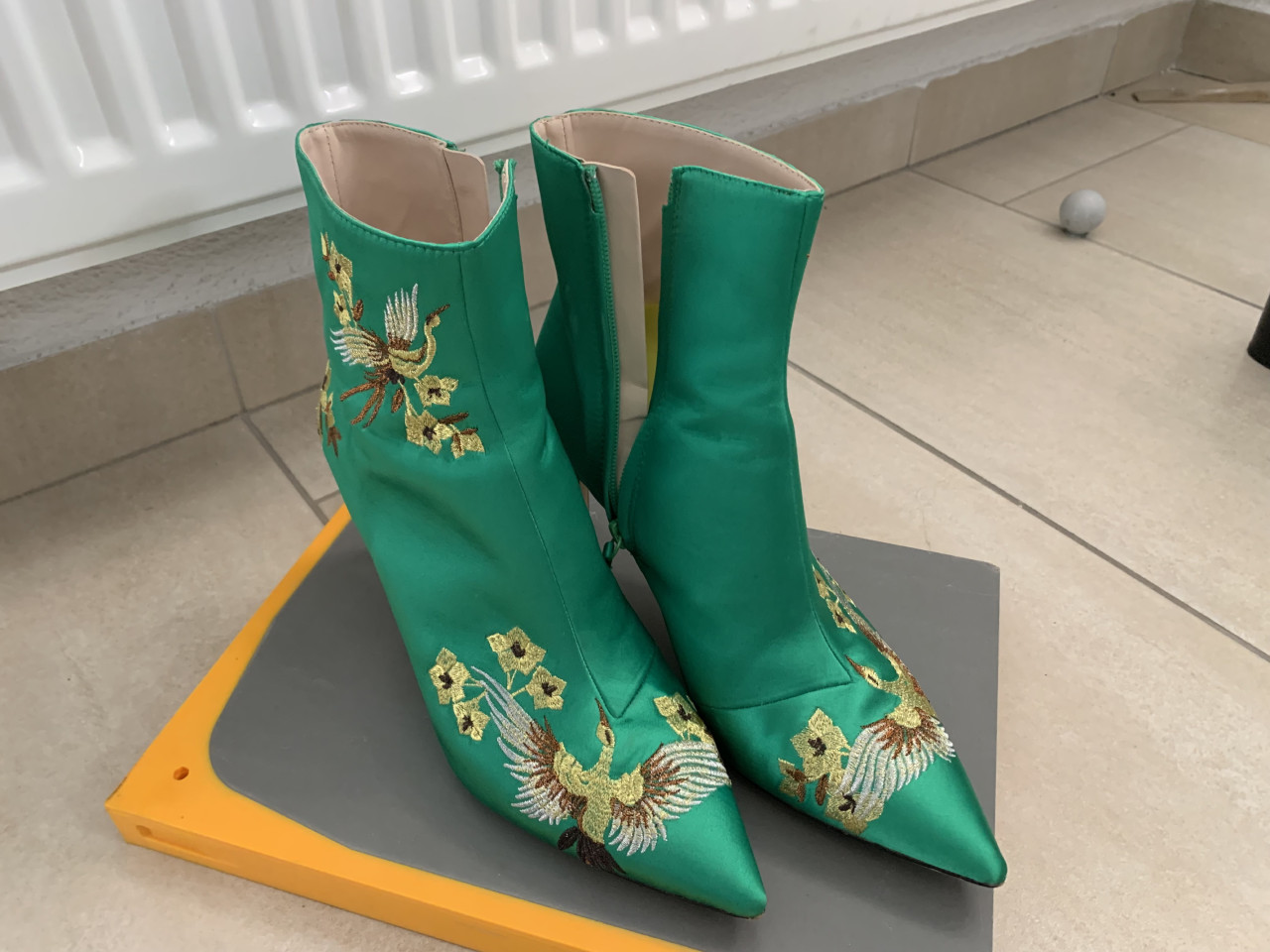 Zenske cizme - Cipele i Gležnjače za žene - OLX.ba