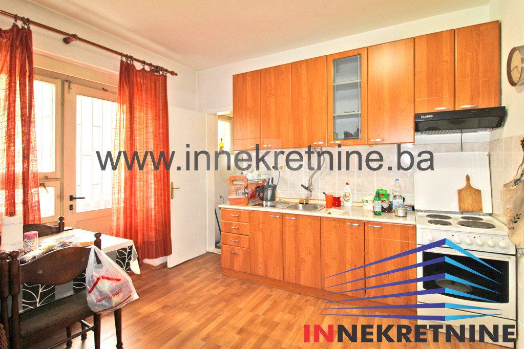 Dvosoban stan preko puta Pivnice, 77 m2, Bulevar - Stanovi - OLX.ba