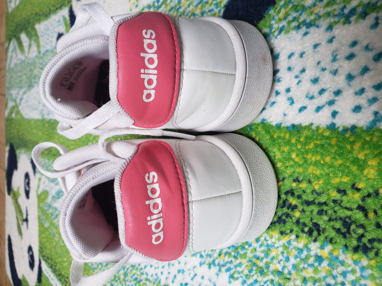 Tene Adidas, 37 1/3 br, kao nove - Tene/Patike - OLX.ba