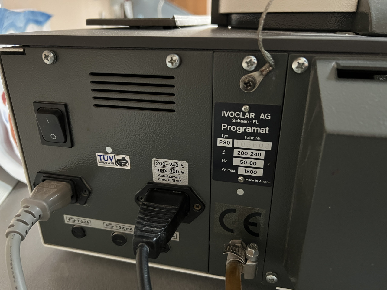 Peć za keramiku Ivoclar Programat P80 . - Stomatološka - OLX.ba