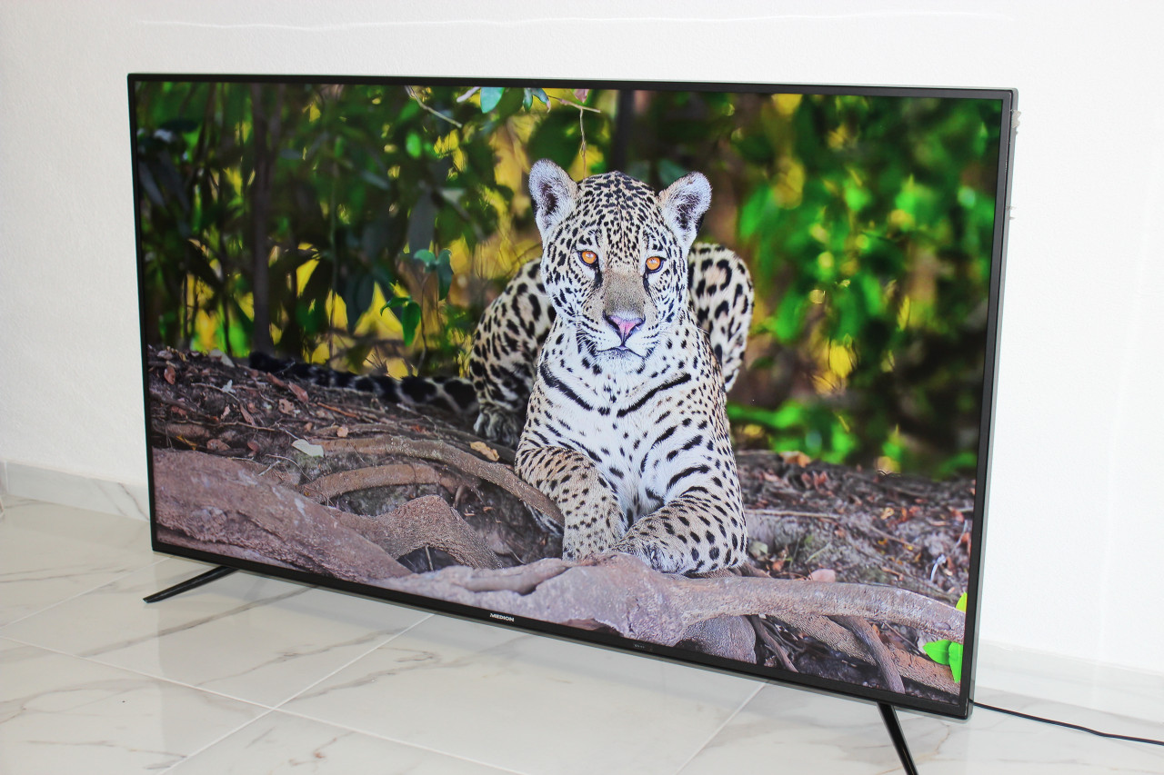 Medion Smart TV 65" 4K UHD LED Wi-Fi Youtube -Kao nov - LED LCD - OLX.ba