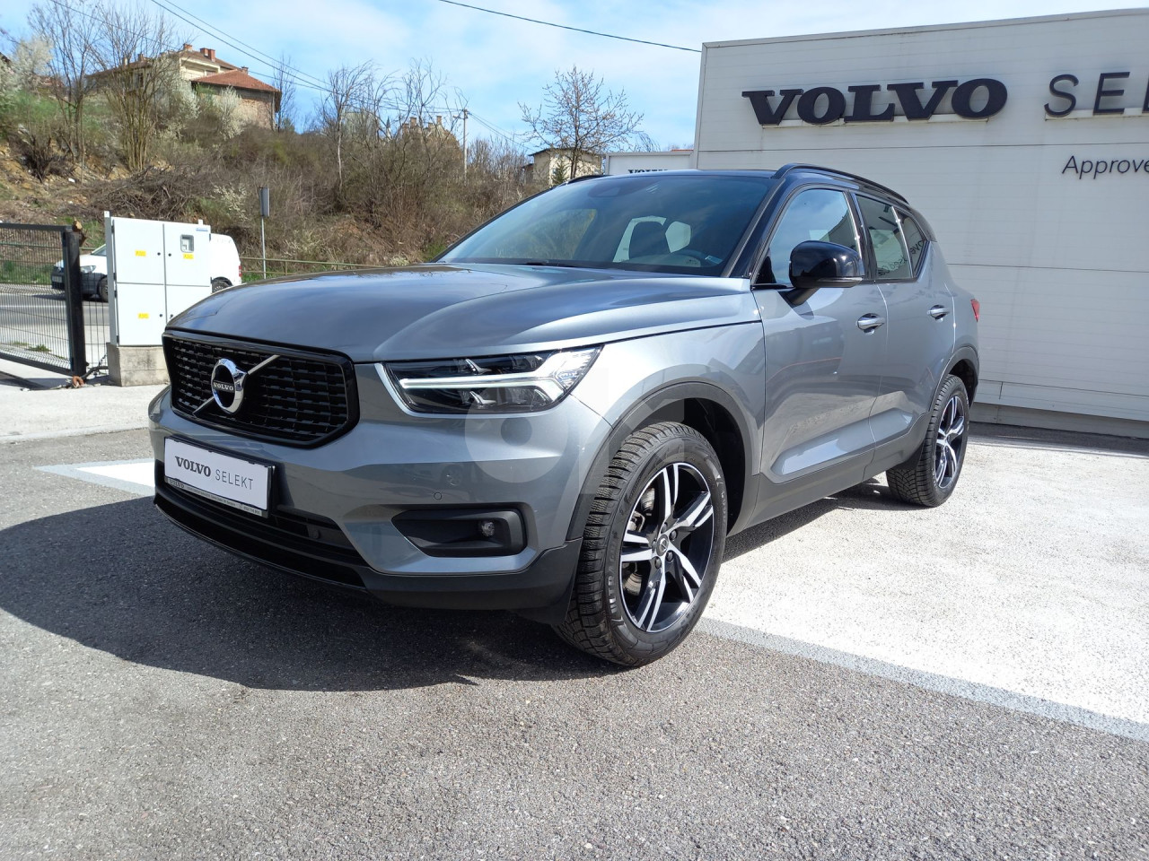 Volvo XC40 2,0 D3 AWD R-Design Geartronic ID:52 - Automobili - OLX.ba