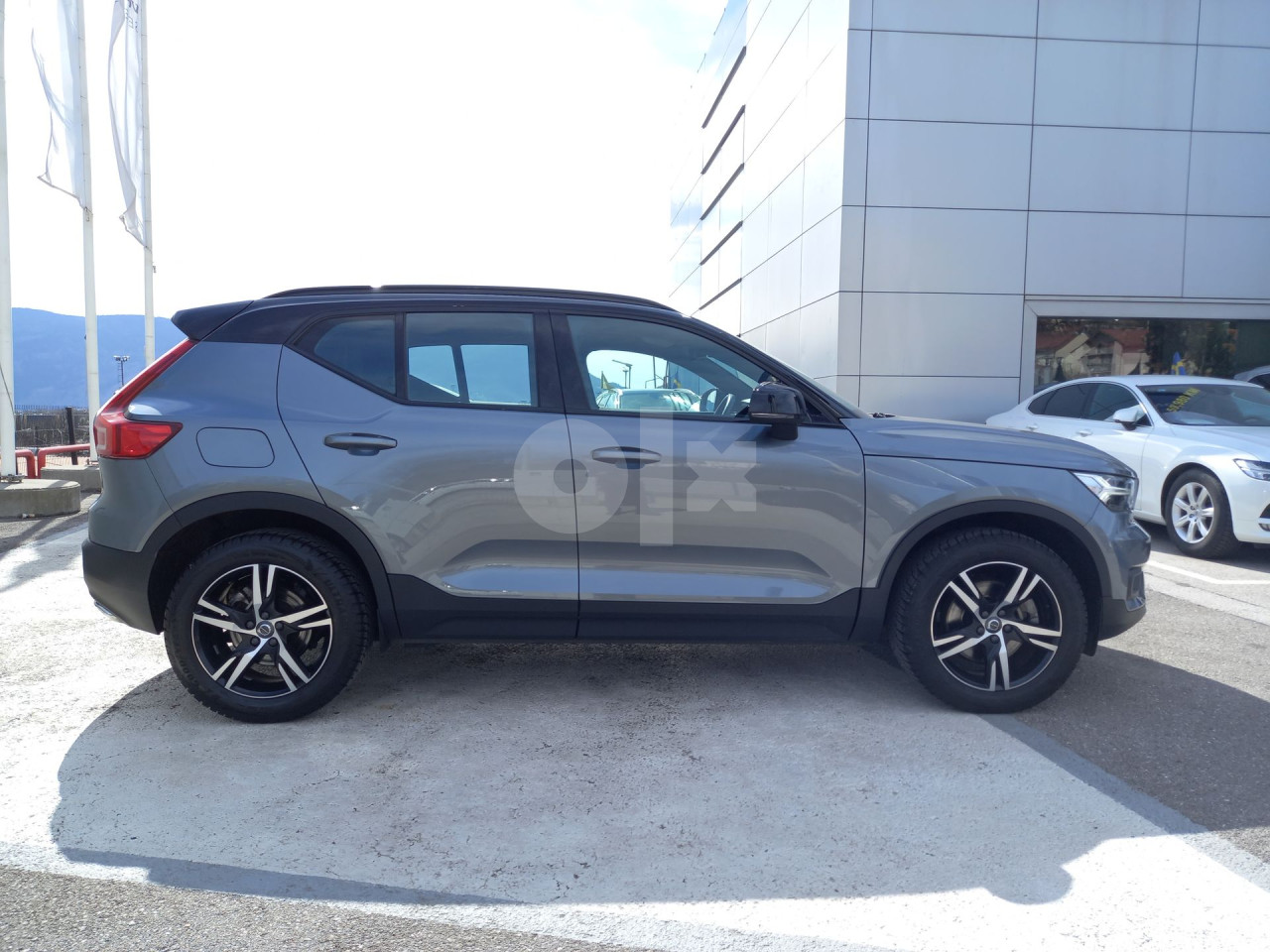 Volvo XC40 2,0 D3 AWD R-Design Geartronic ID:52 - Automobili - OLX.ba