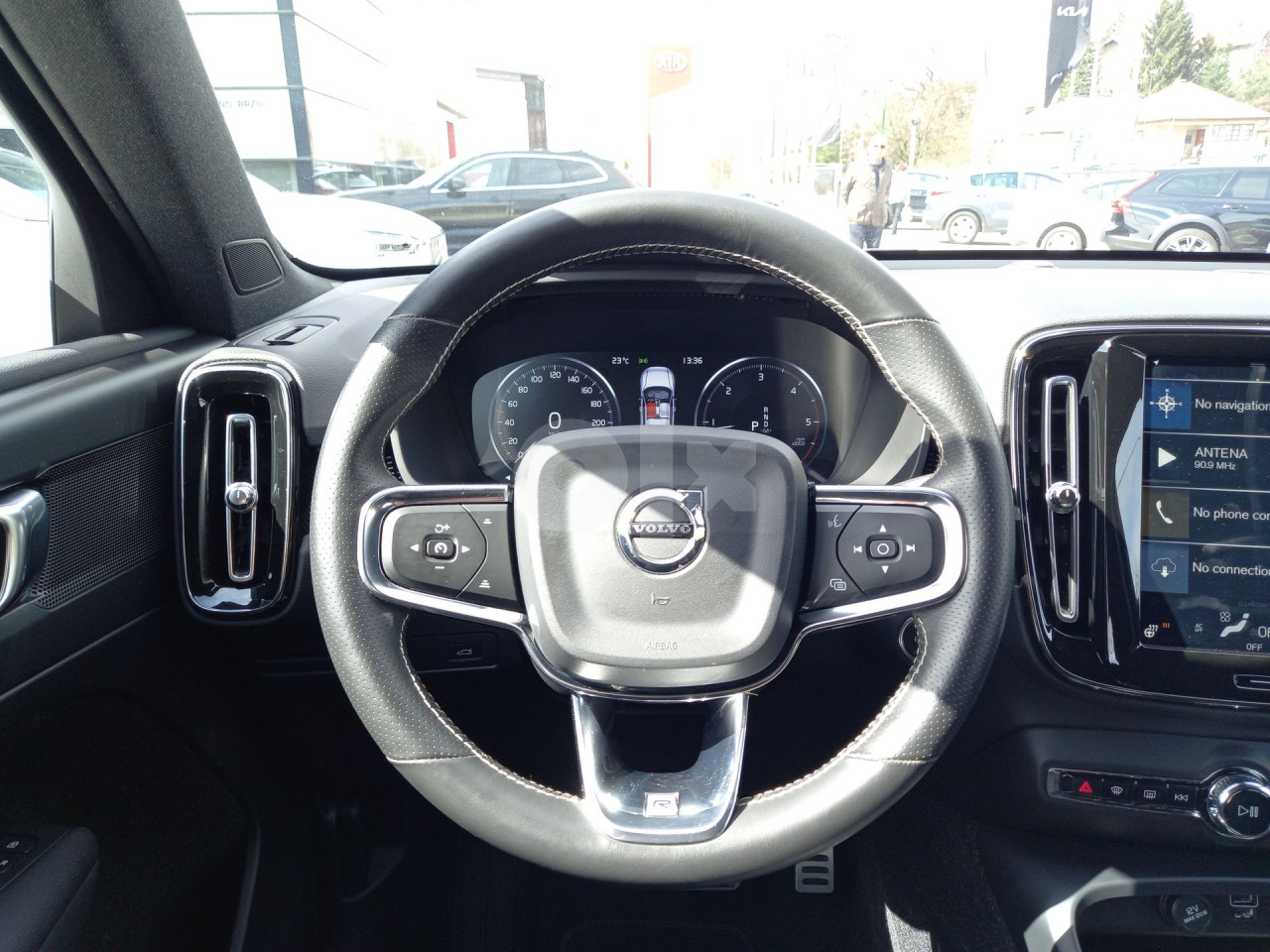 Volvo XC40 2,0 D3 AWD R-Design Geartronic ID:52 - Automobili - OLX.ba