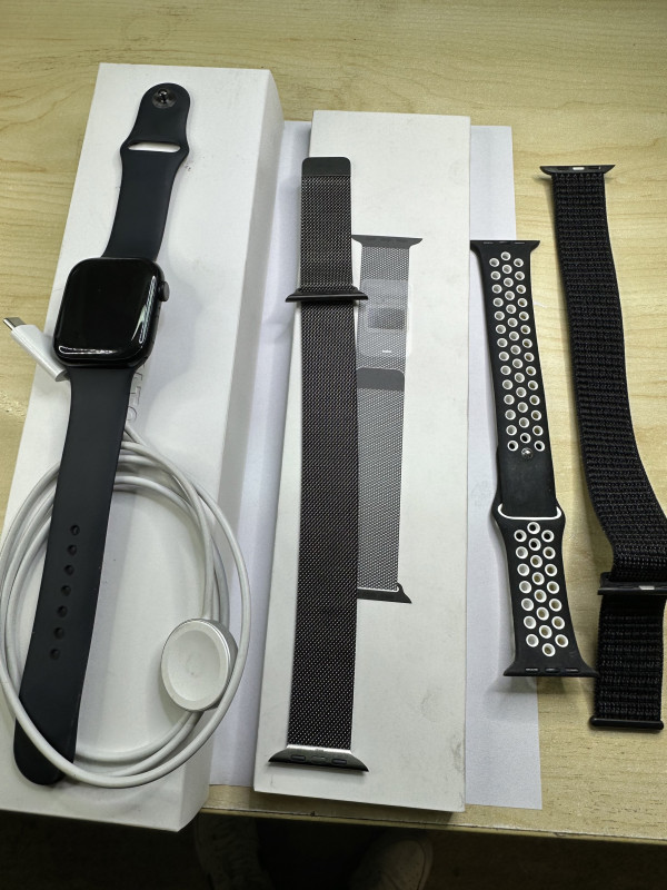 Apple Watch series 7 45mm Midnight Alu Cover - Smartwatch (pametni ...