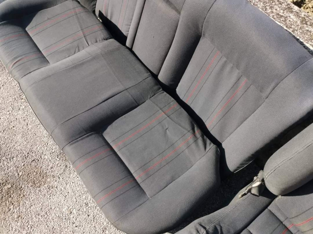 Golf 2 sjedista gti g60 recaro - Sjedišta - OLX.ba