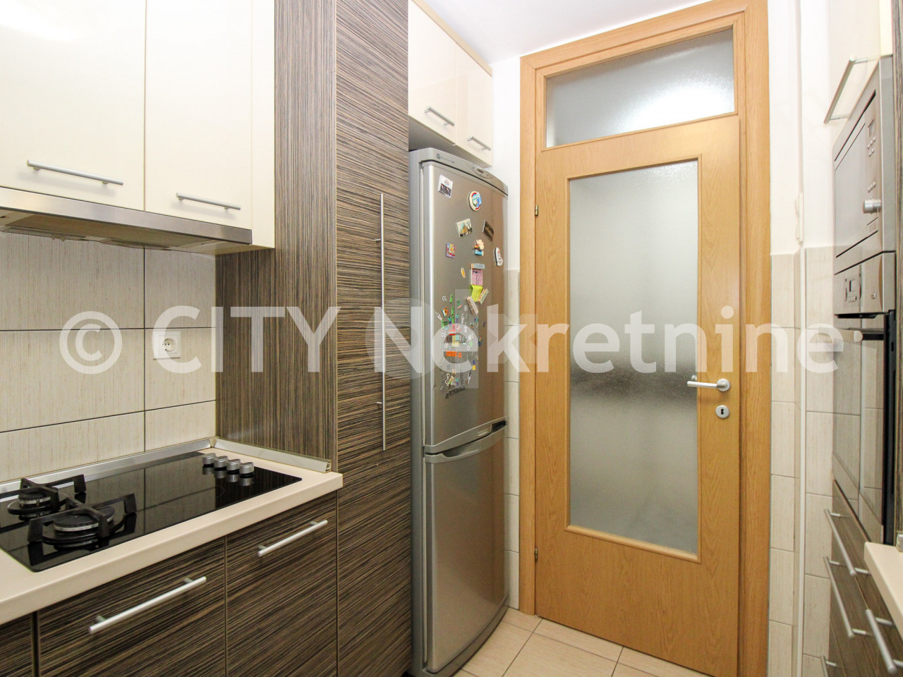 Trosoban stan - Novi Grad - Dobrinja 5 - 60m2 - Stanovi - OLX.ba