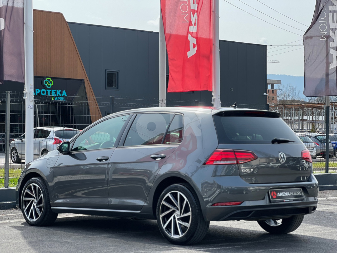 Volkswagen Golf 7.5 1.6 TDI 85kw Facelift 2020 - Automobili - OLX.ba