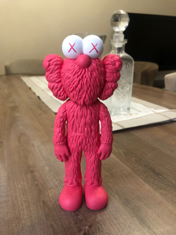KAWS FIGURE - Akcione figure - OLX.ba