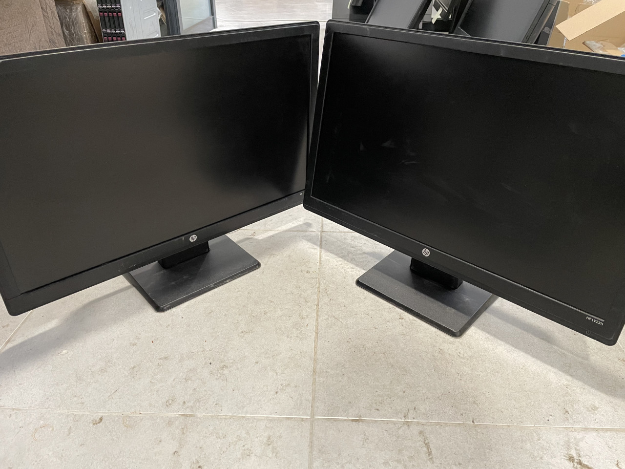 Monitori, vise na stanju - Monitori - OLX.ba