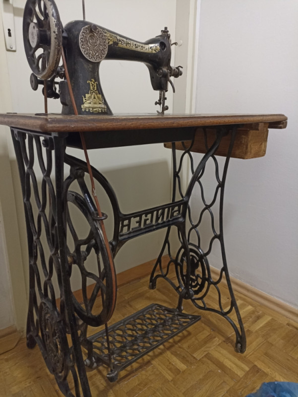 Šivaća mašina SINGER / Singerica / Antikvitet - Šivaće mašine i ...