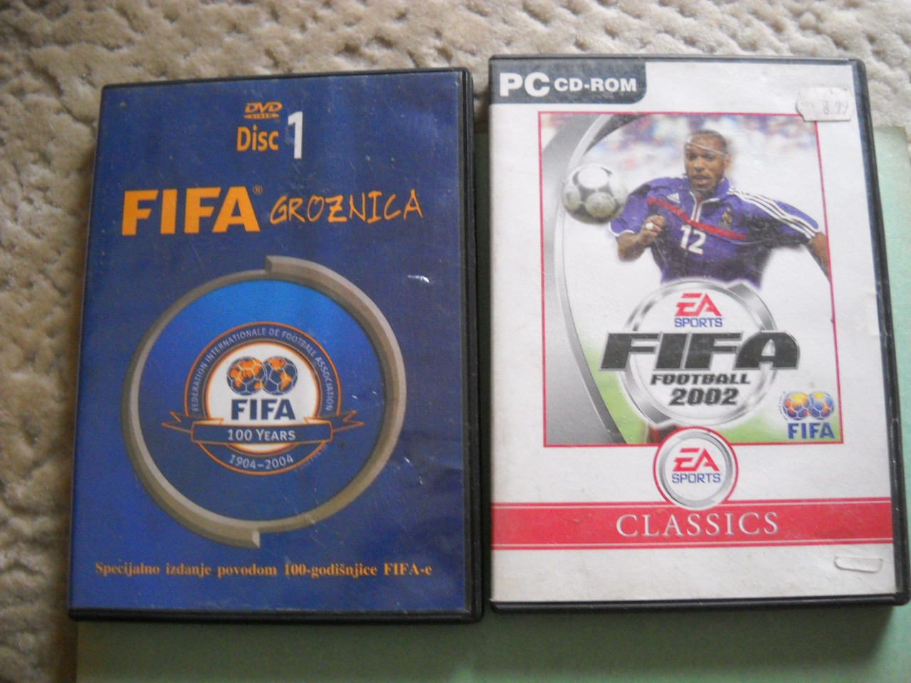 FIFA DVD - 2 komada - Filmovi i serije - OLX.ba