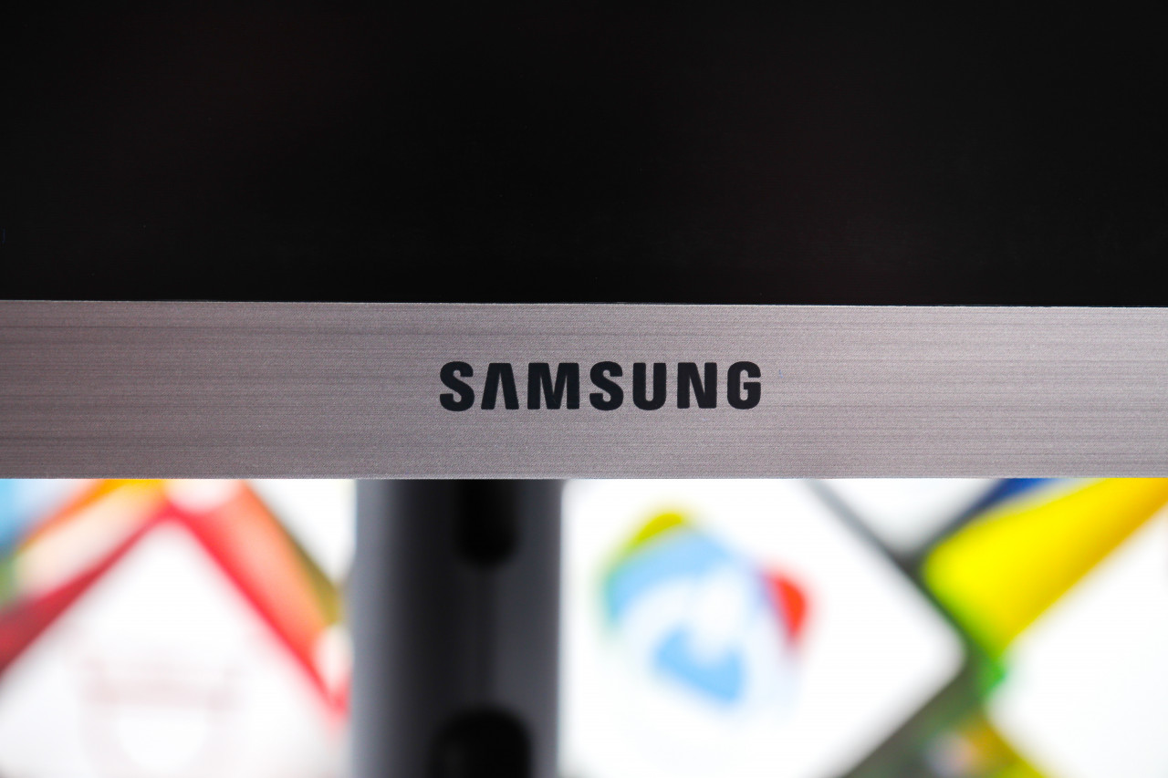 Monitor Samsung S24R650FDU 24'' DOPER-TECH - Monitori - OLX.ba