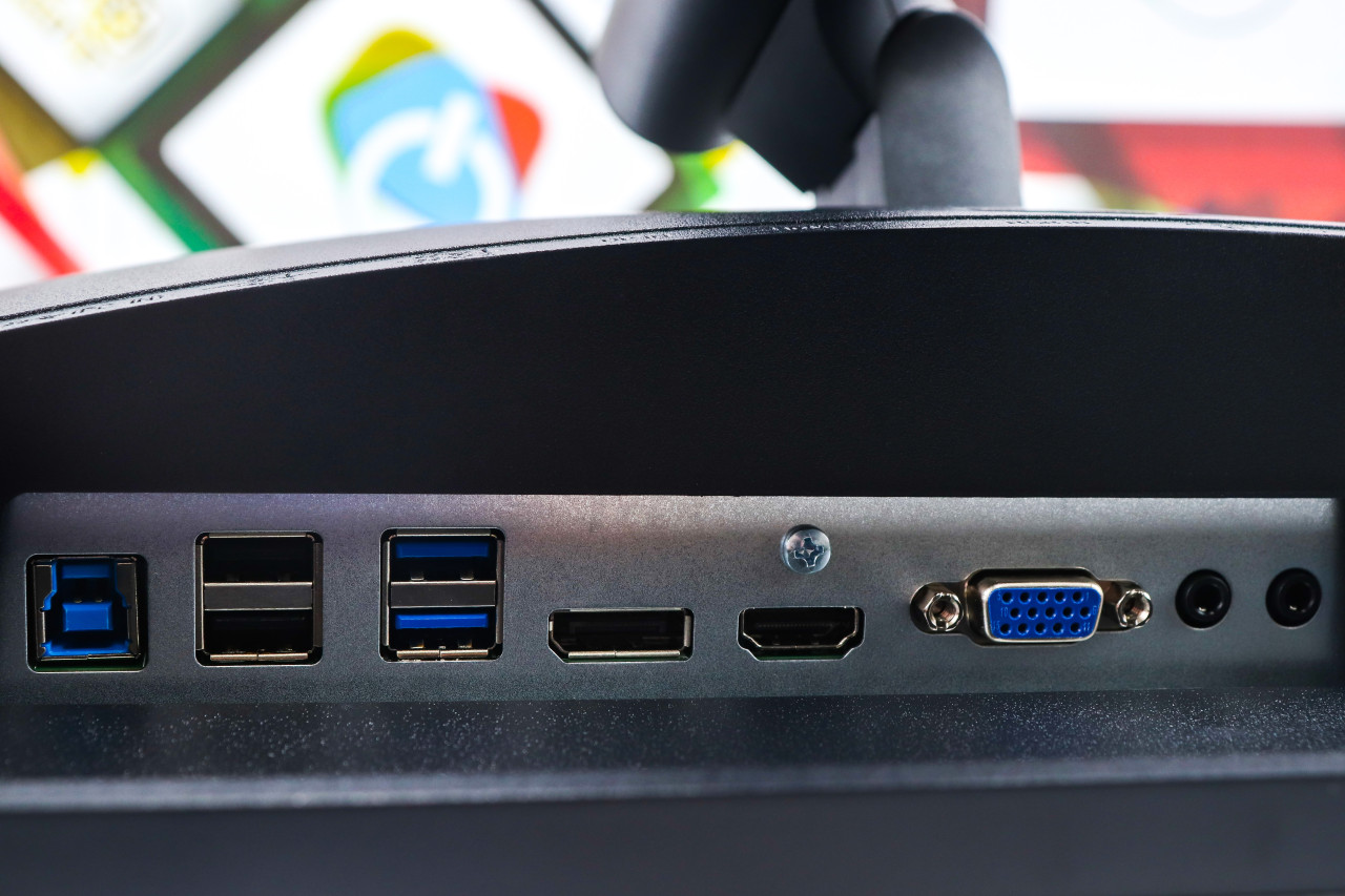 Monitor Samsung S24R650FDU 24'' DOPER-TECH - Monitori - OLX.ba