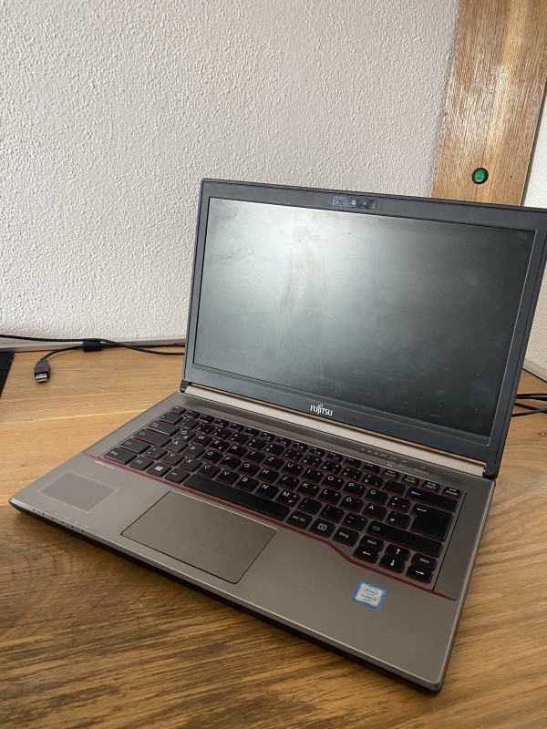 Fujitsu e746 LifeBook E-series - Laptopi - OLX.ba
