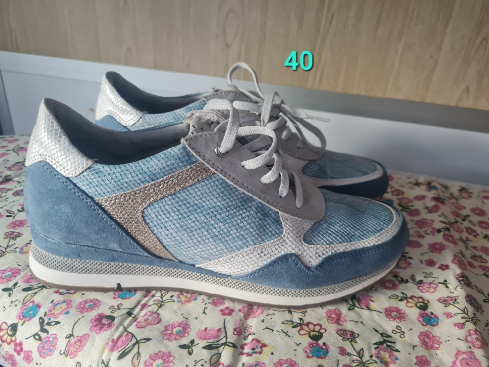 ZENKE PATIKE - Tene/Patike - OLX.ba