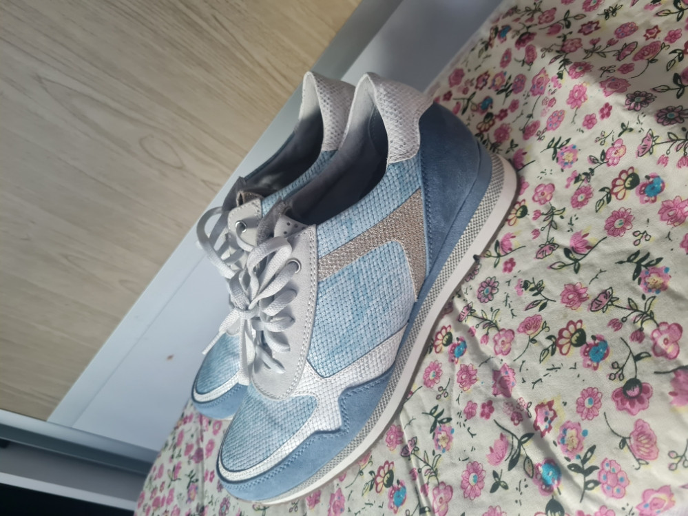 ZENKE PATIKE - Tene/Patike - OLX.ba