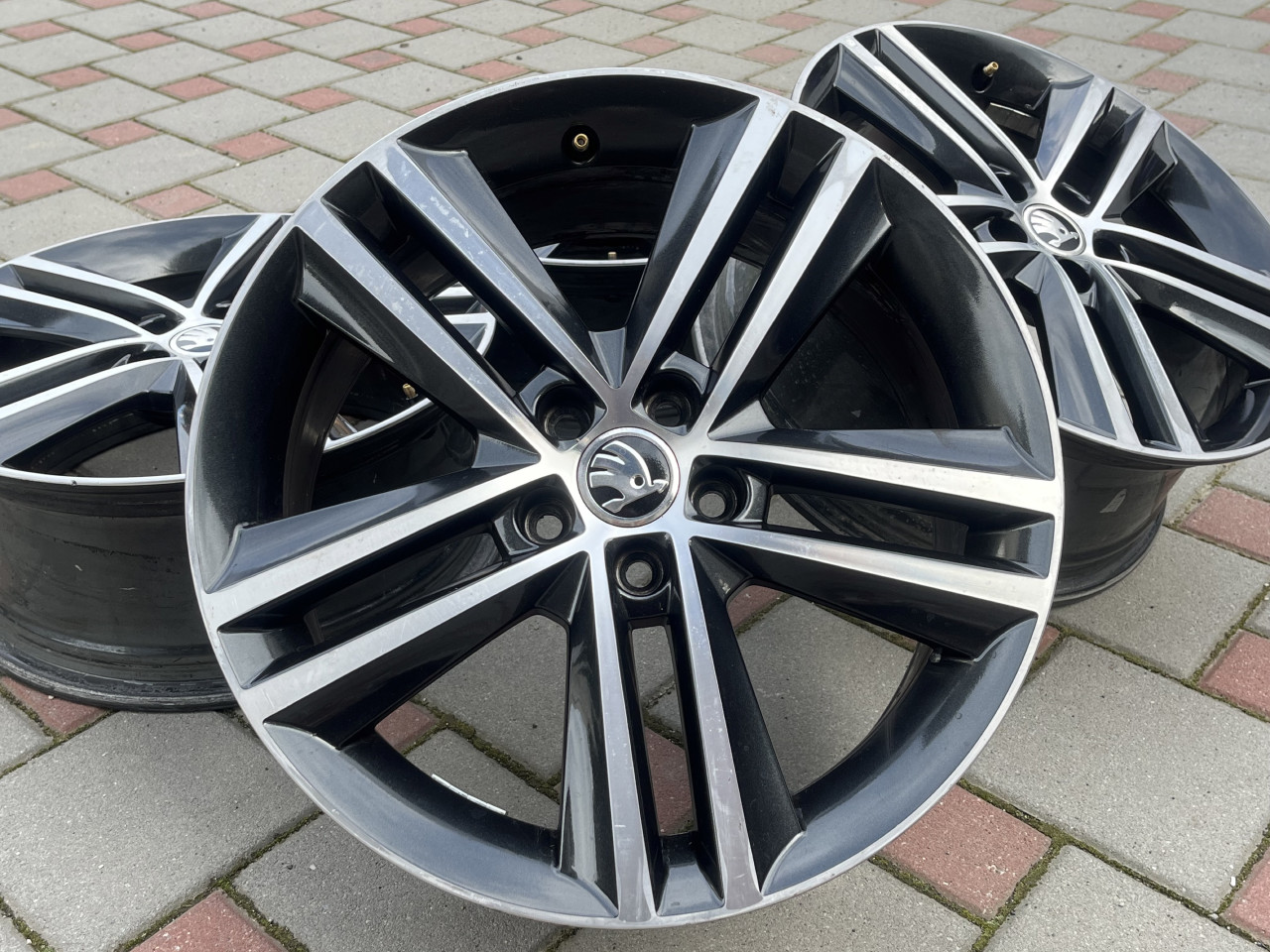 FELGE 17" SKODA RAPID/ROOMSTER/YETI/VW/POLO - Felge - OLX.ba