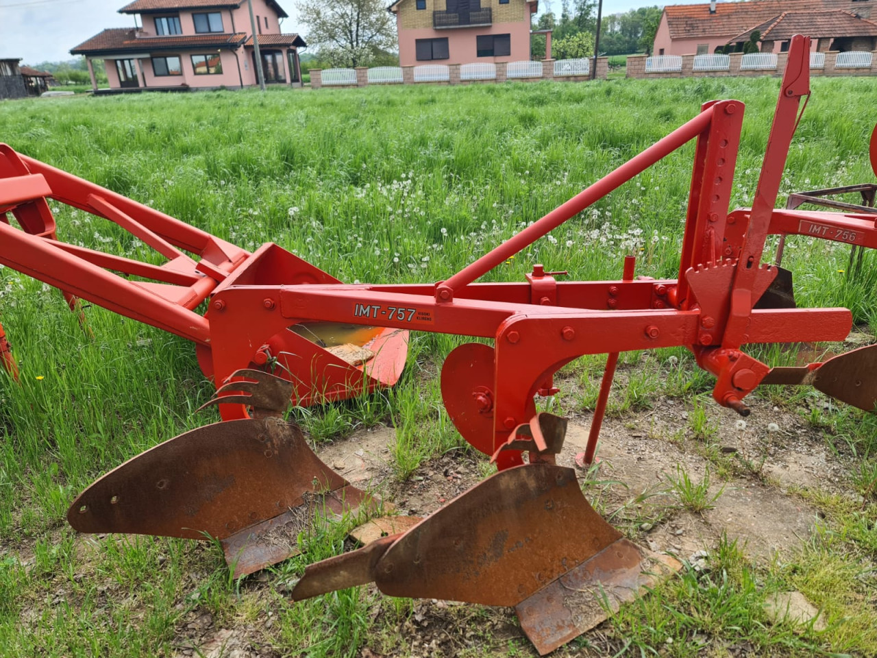 Plug IMT 757 - Plugovi - OLX.ba