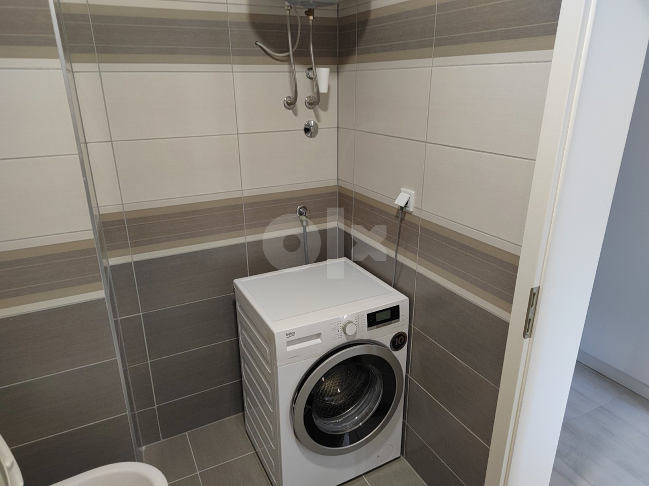 Stan Tuzla 40m2 HEEZ zgrada - Stanovi - OLX.ba