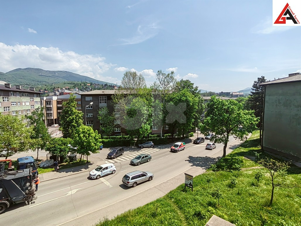 Stan 50 m2 (RENOVIRAN) - ZENICA - Stanovi - OLX.ba