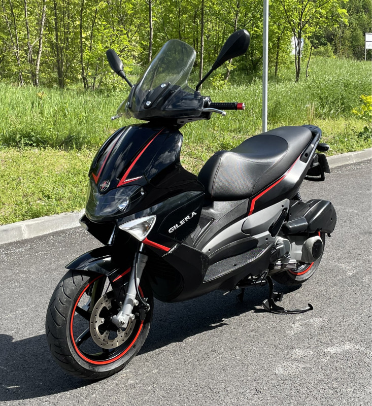 Gilera Runner 200 ST 2010 TOP STANJE runer piagio - Motocikli - OLX.ba