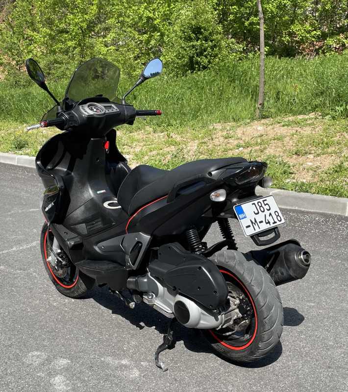 Gilera Runner 200 ST 2010 TOP STANJE runer piagio - Motocikli - OLX.ba