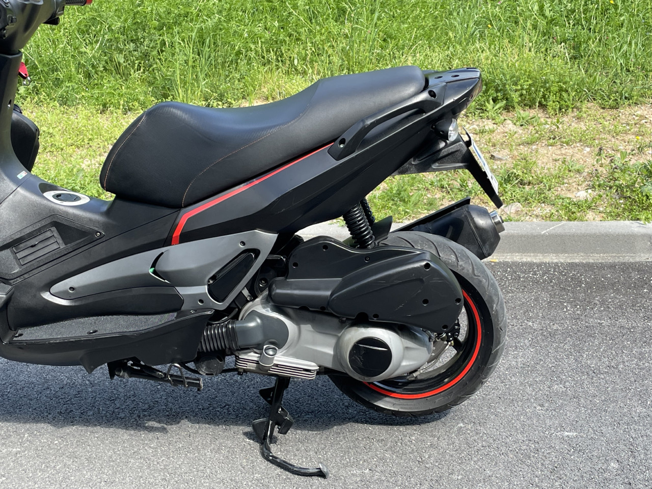 Gilera Runner 200 ST 2010 TOP STANJE runer piagio - Motocikli - OLX.ba