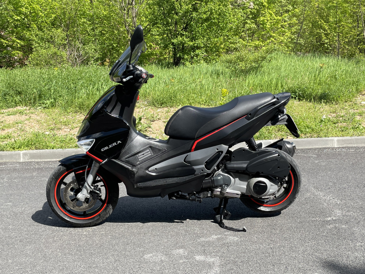 Gilera Runner 200 ST 2010 TOP STANJE runer piagio - Motocikli - OLX.ba