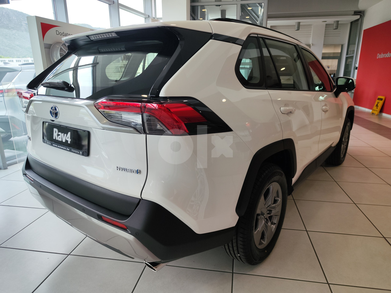Toyota RAV4 MY23 2,5 HSD 4X2 5D E-CVT LIMITED - Automobili - OLX.ba