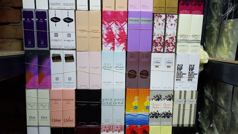 Parfemi 20ml veleprodaja - Unisex - OLX.ba