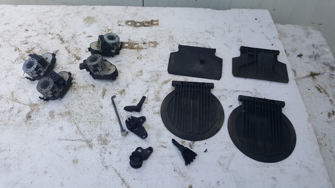 Klapne plastike motoric ventilacije bmw e39 - Motorići i klapne ...