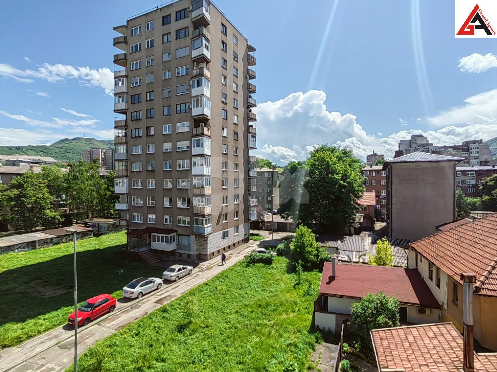 Stan 75 m2 (CENTAR) - Zenica - Stanovi - OLX.ba