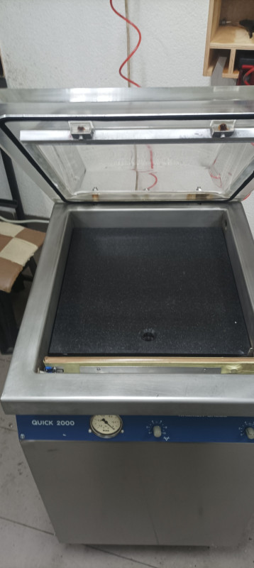 VAKUMIRKA VAKUMSKA PAKERICA - Aparati / Varilice za pakovanja - OLX.ba