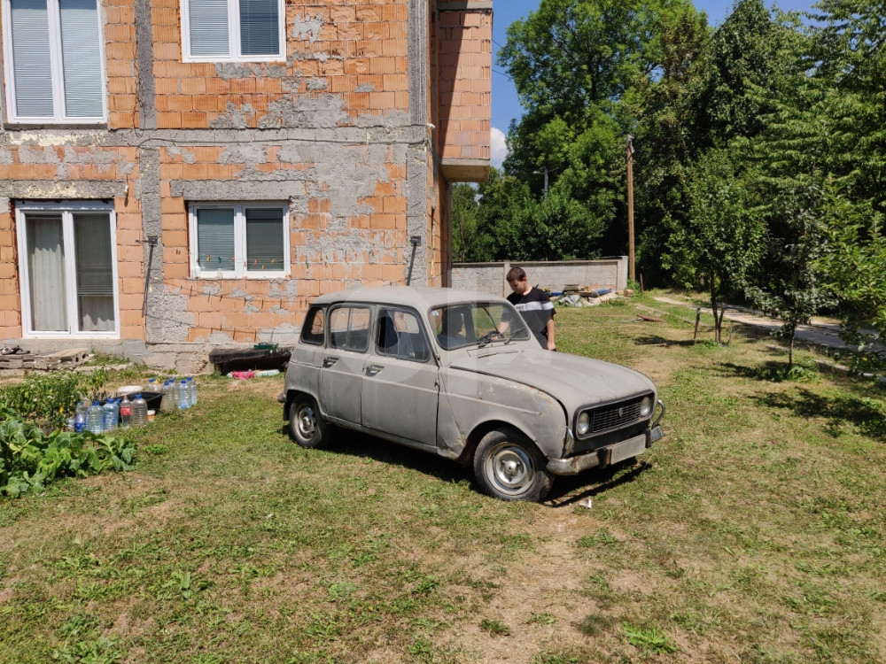 Renault Reno R 4 R4 1974. godiste za projekta - Automobili - OLX.ba