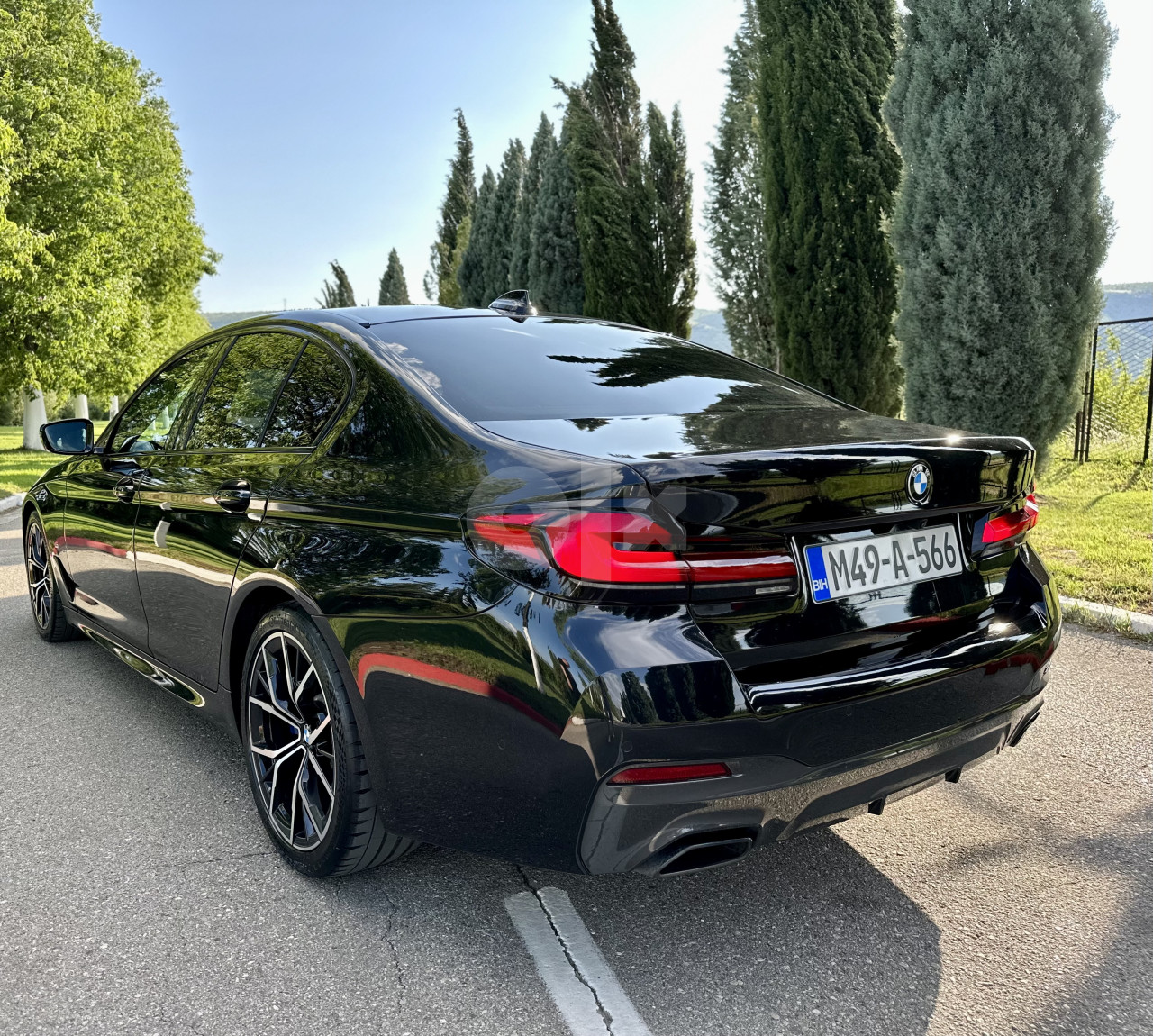 BMW 5 530D G30 M PAKET X DRIVE MOD 2022 FACELIFT - Automobili - OLX.ba