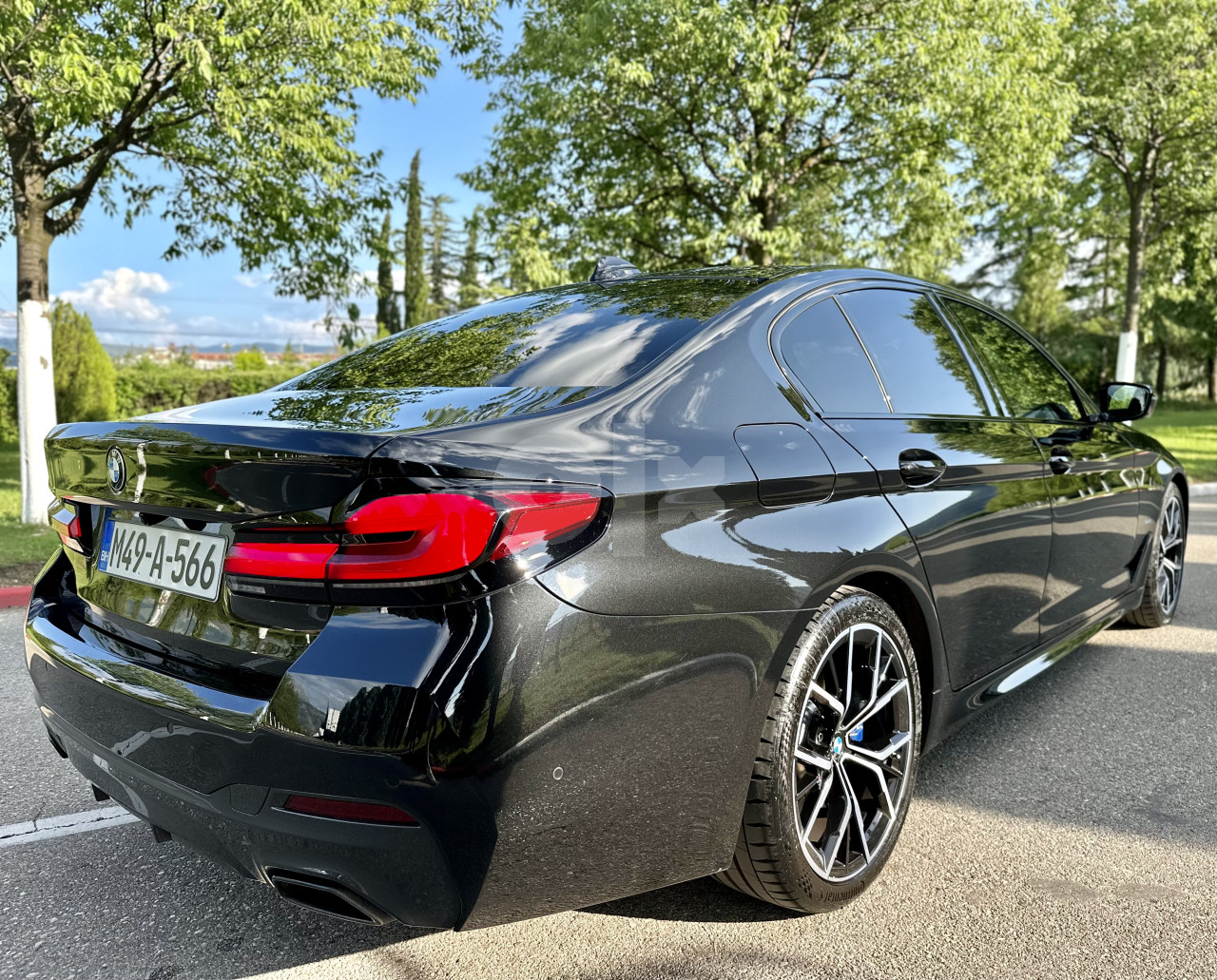 BMW 5 530D G30 M PAKET X DRIVE MOD 2022 FACELIFT - Automobili - OLX.ba