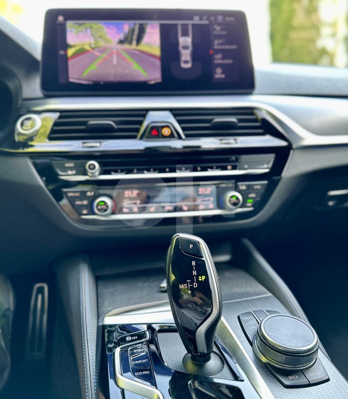 BMW 5 530D G30 M PAKET X DRIVE MOD 2022 FACELIFT - Automobili - OLX.ba