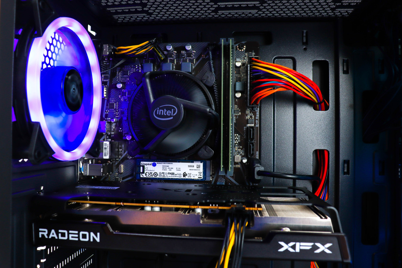 Gaming PC Ubit UB-GK03-03; i5-11400f; RX 6600 DOPER - Desktop Računari ...