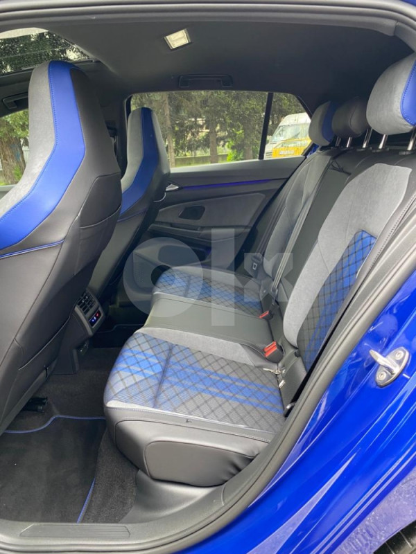 VW GOLF 8 VIII R PERFORMANCE 4MOTION DSG NOVO AKRAPOVIC - Automobili ...