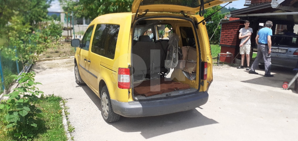 Volkswagen caddy 2005 godiste - Automobili - OLX.ba